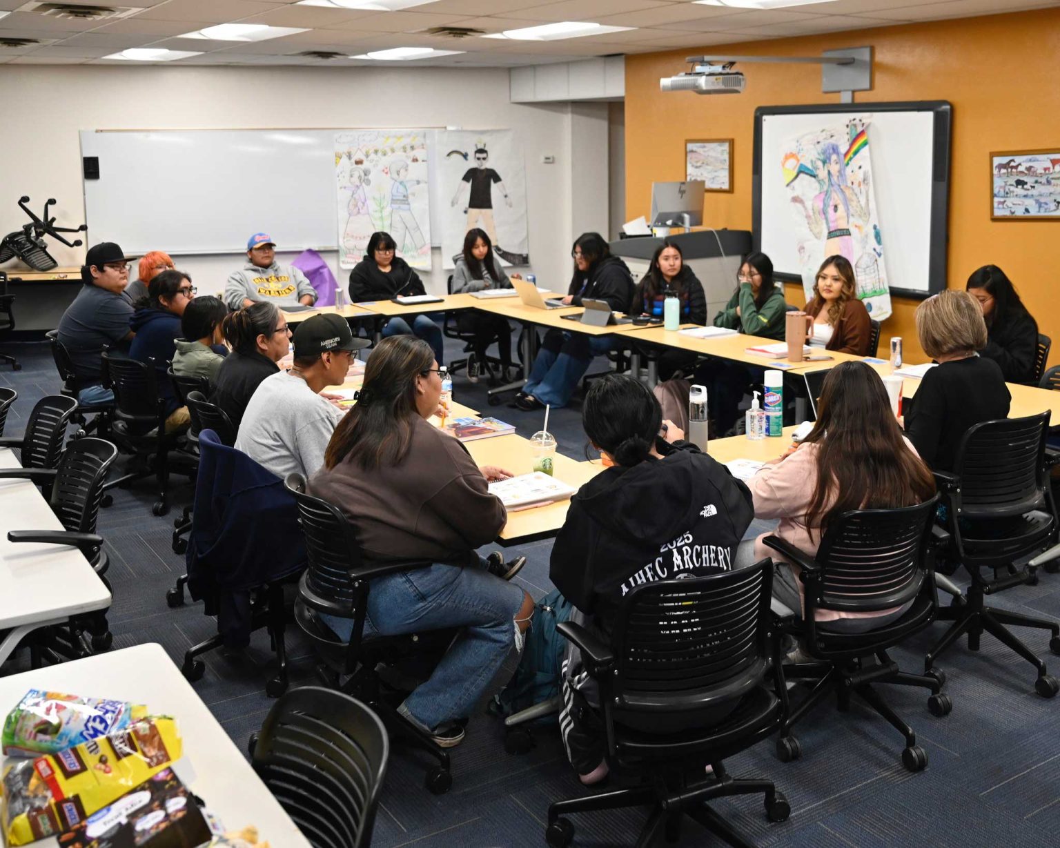 Diné College Instructor Revitalizes Navajo Language Through Immersive ...